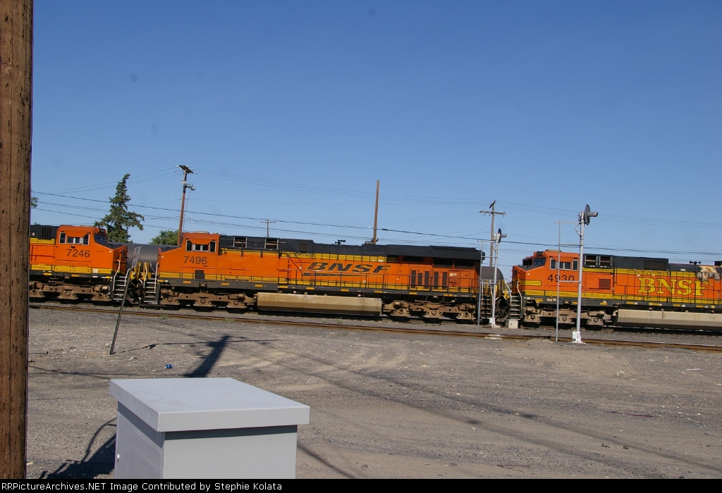 BNSF 7496